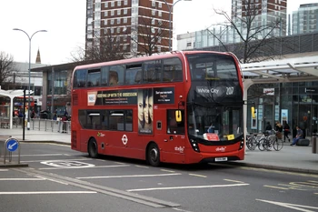 London Buses route 207 | Bus Routes in London Wiki | Fandom