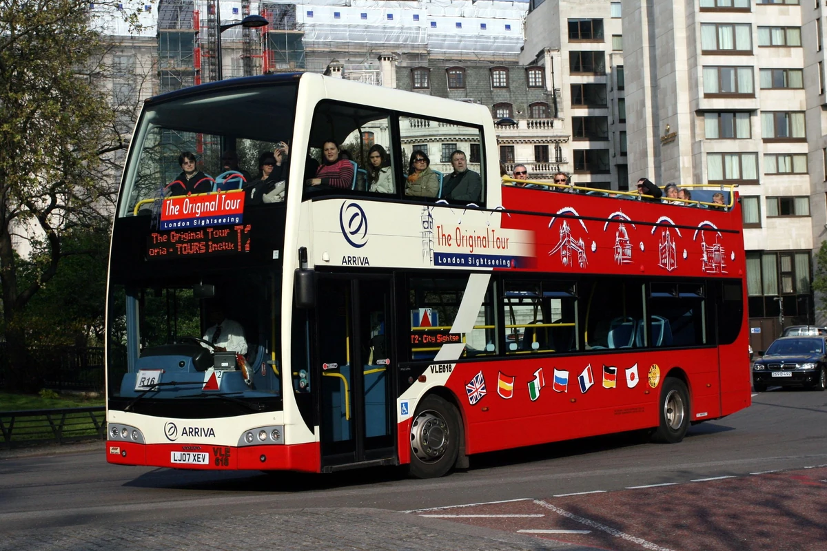 East Lancs Visionaire | Bus Routes in London Wiki | Fandom