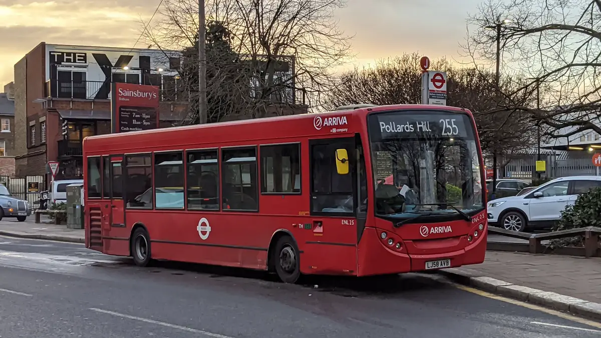 London Buses route 255 | Bus Routes in London Wiki | Fandom