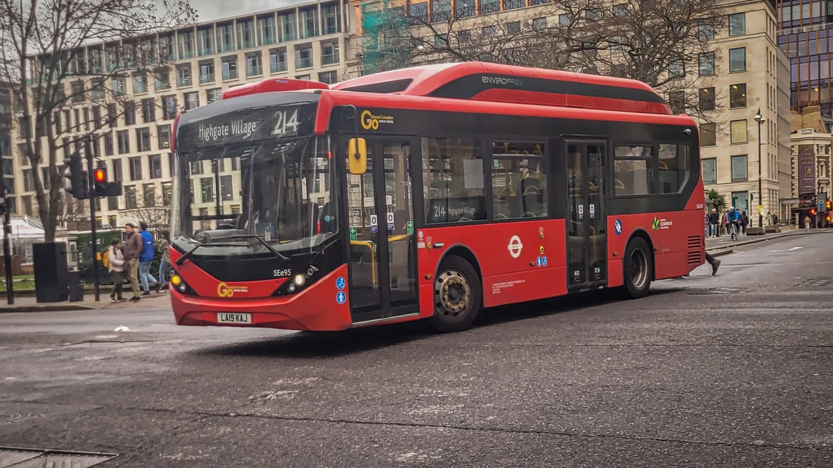 London Buses route 214 | Bus Routes in London Wiki | Fandom