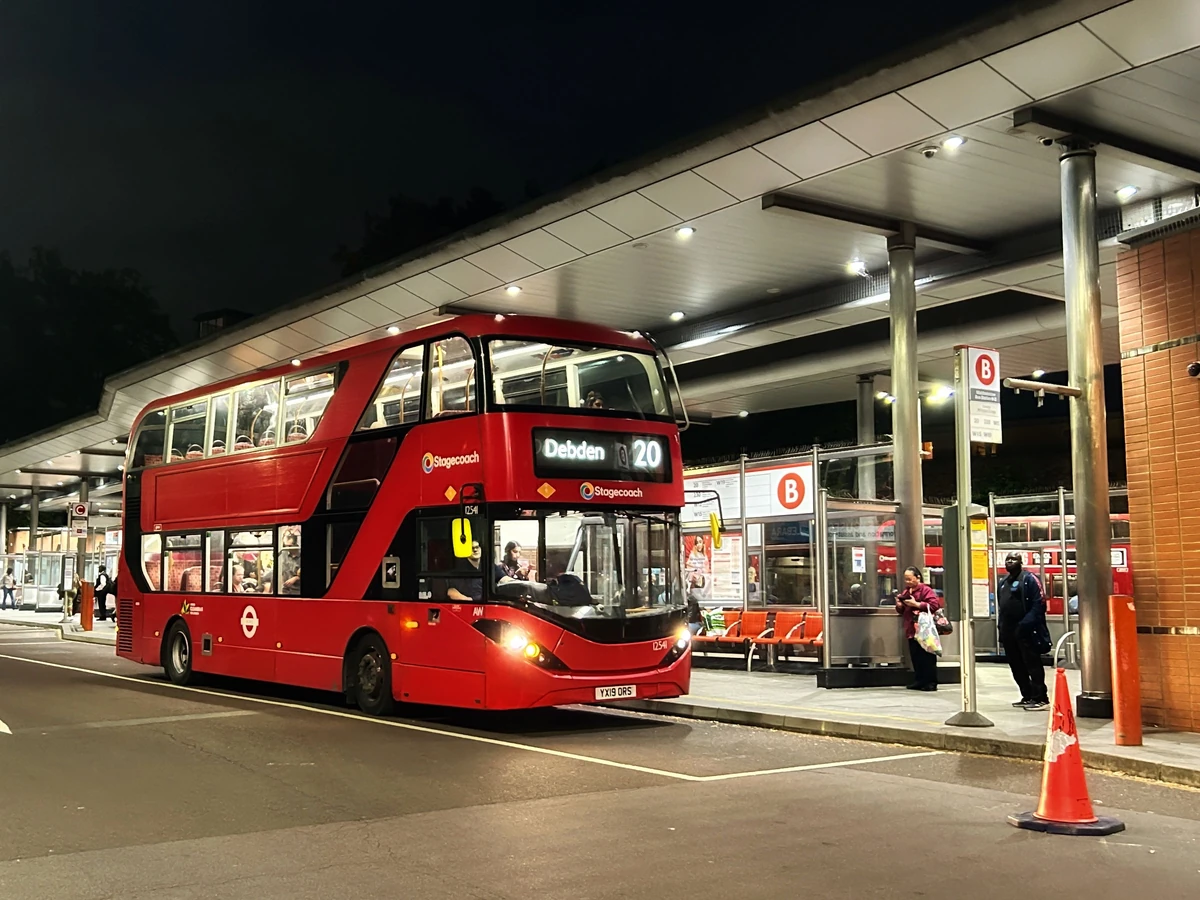 Walthamstow Central Bus Station | Bus Routes in London Wiki | Fandom