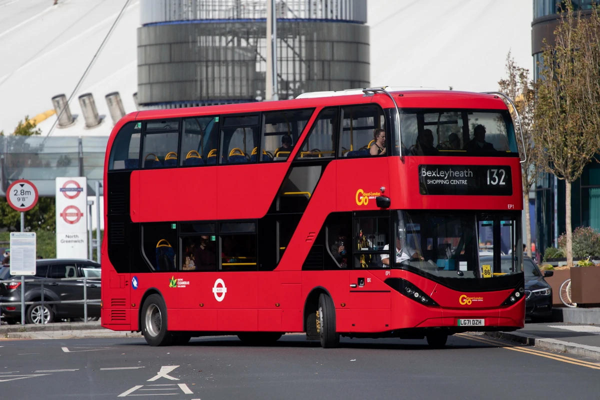 London Buses route 132 | Bus Routes in London Wiki | Fandom