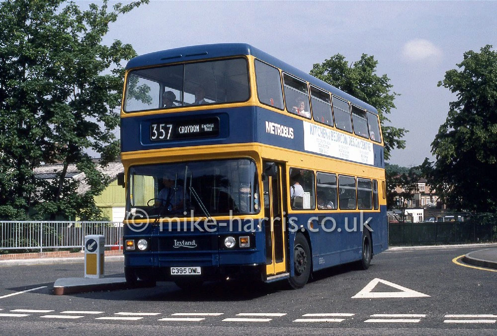 London Buses route 357 (1986-1997) | Bus Routes in London Wiki | Fandom