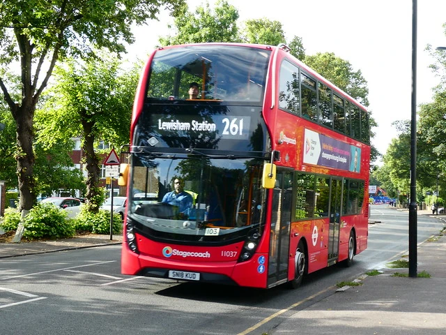 London Buses route 261 | Bus Routes in London Wiki | Fandom