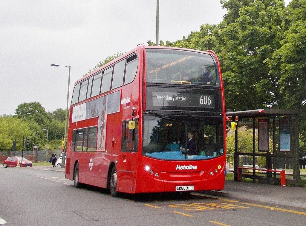 London Buses route 606 | Bus Routes in London Wiki | Fandom