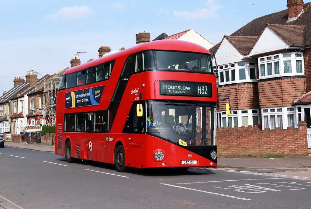 London Buses route H32 | Bus Routes in London Wiki | Fandom