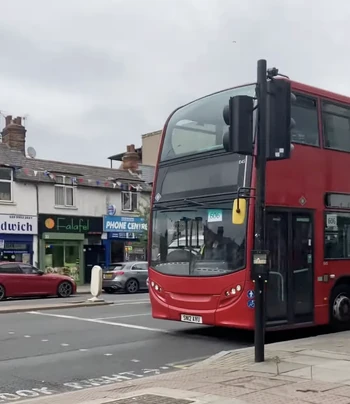 London Buses Route 606 | Bus Routes in London Wiki | Fandom