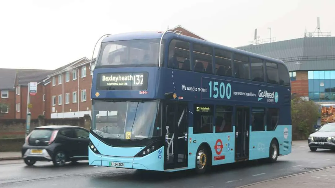 London Buses route 132 | Bus Routes in London Wiki | Fandom