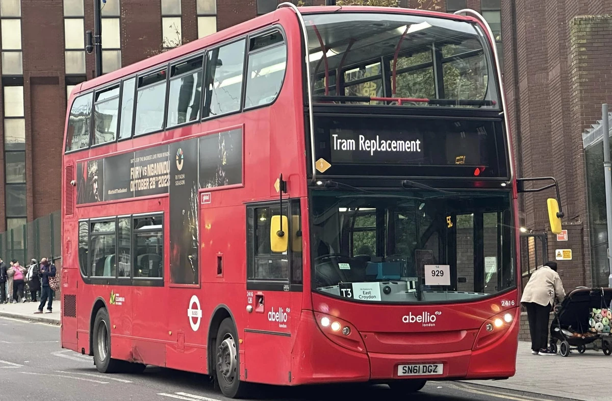 London Buses Route TR5 | Bus Routes in London Wiki | Fandom