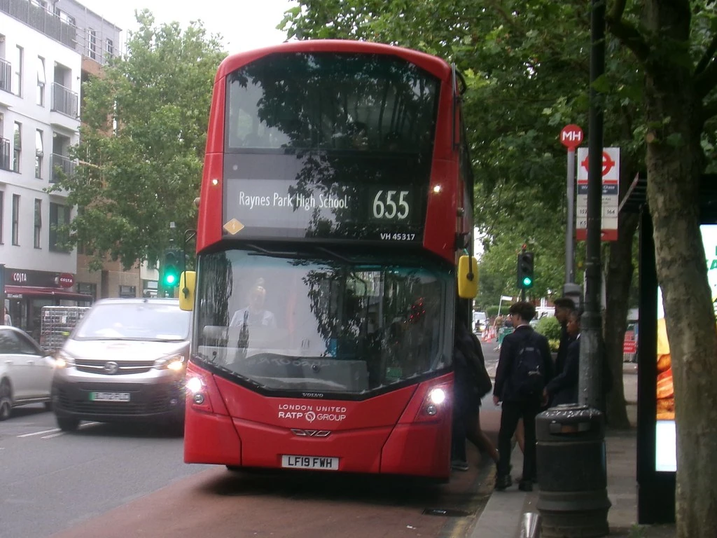 London Buses route 655 | Bus Routes in London Wiki | Fandom