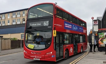 London Buses route 613 | Bus Routes in London Wiki | Fandom