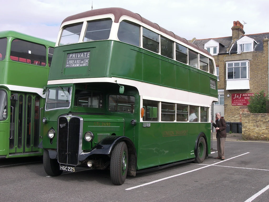 AEC Regent II | Bus Routes in London Wiki | Fandom