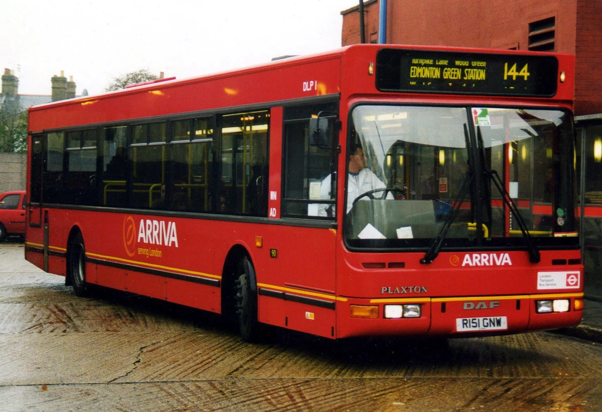 Plaxton Prestige | Bus Routes in London Wiki | Fandom