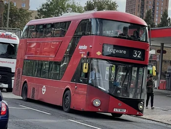 London Buses Route 32 | Bus Routes in London Wiki | Fandom