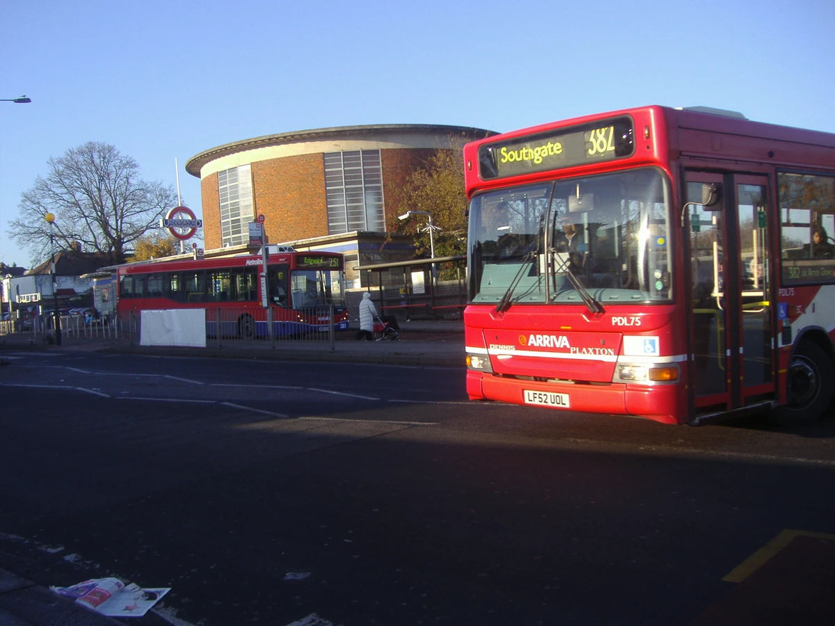Arnos Grove | Bus Routes in London Wiki | Fandom