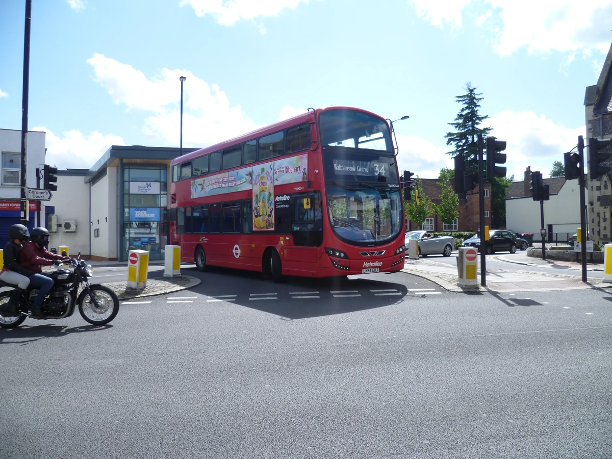 Wood Street | Bus Routes in London Wiki | Fandom
