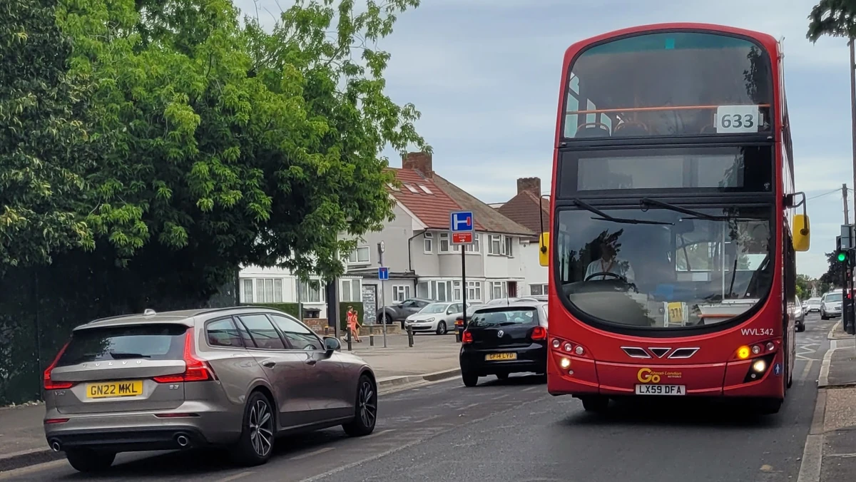 London Buses route 633 | Bus Routes in London Wiki | Fandom