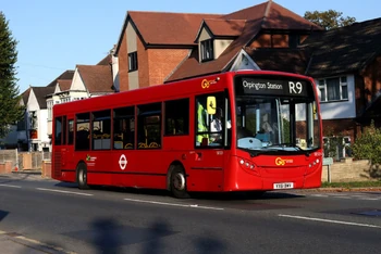 London Buses Route R9 | Bus Routes in London Wiki | Fandom