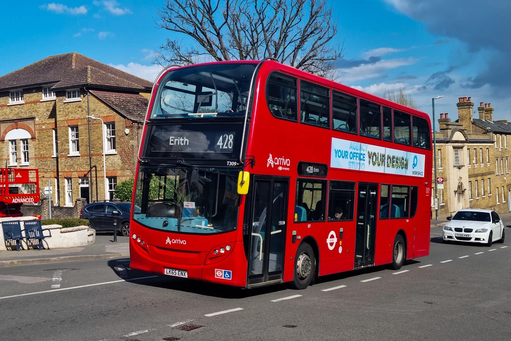 London Buses route 428 | Bus Routes in London Wiki | Fandom