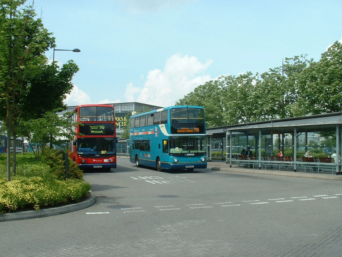 Bluewater Bus Station | Bus Routes in London Wiki | Fandom