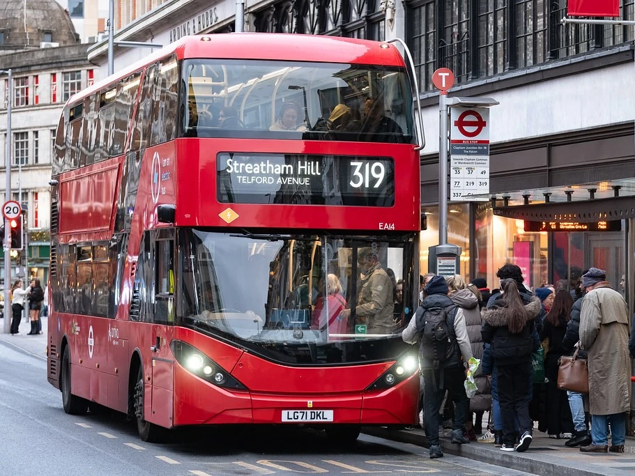 Alexander Dennis Enviro400 City EV | Bus Routes in London Wiki | Fandom