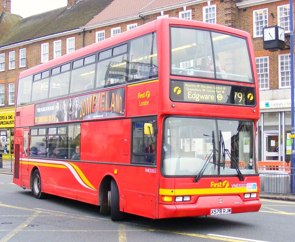 East Lancs Vyking | Bus Routes in London Wiki | Fandom