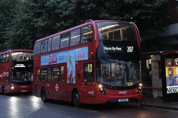 London Buses route 207 | Bus Routes in London Wiki | Fandom