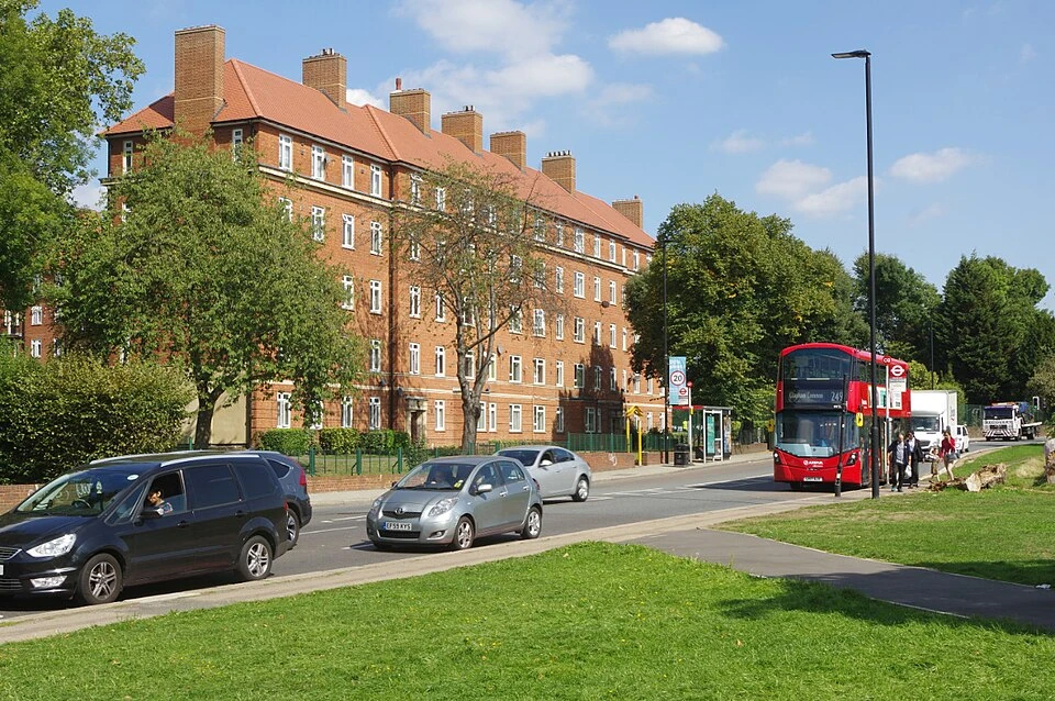 Streatham Common | Bus Routes in London Wiki | Fandom