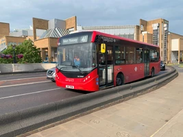 London Buses Route 411 | Bus Routes in London Wiki | Fandom
