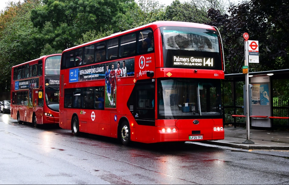 London Buses route 141 | Bus Routes in London Wiki | Fandom