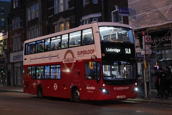 London Buses Route SL8 | Bus Routes in London Wiki | Fandom
