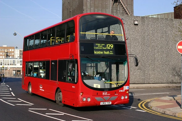 London Buses route 129 (1939-2004) | Bus Routes in London Wiki | Fandom