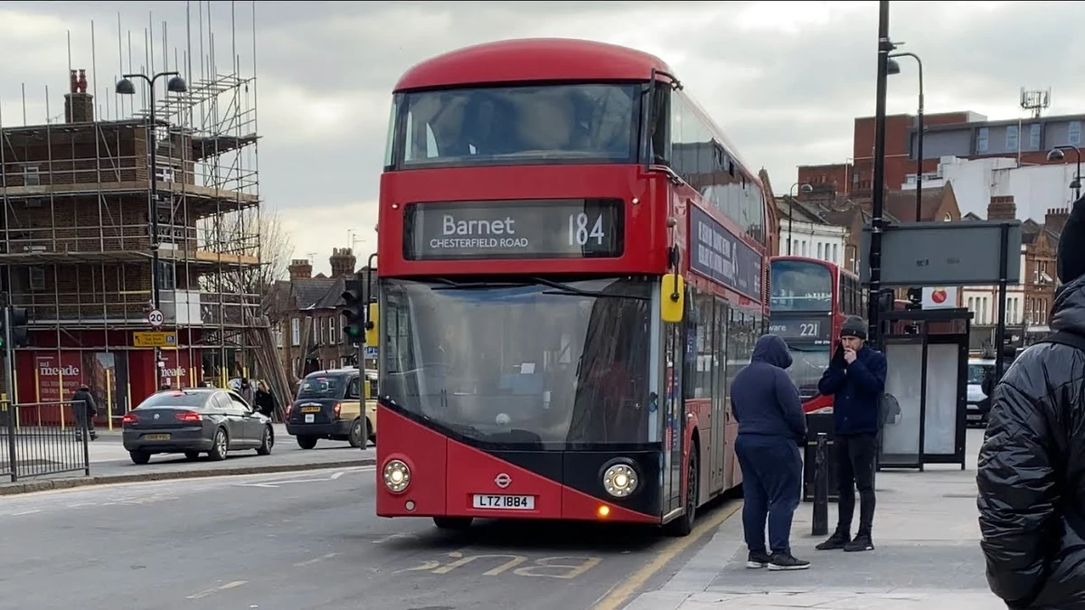 London Buses route 184 (1996-present) | Bus Routes in London Wiki | Fandom