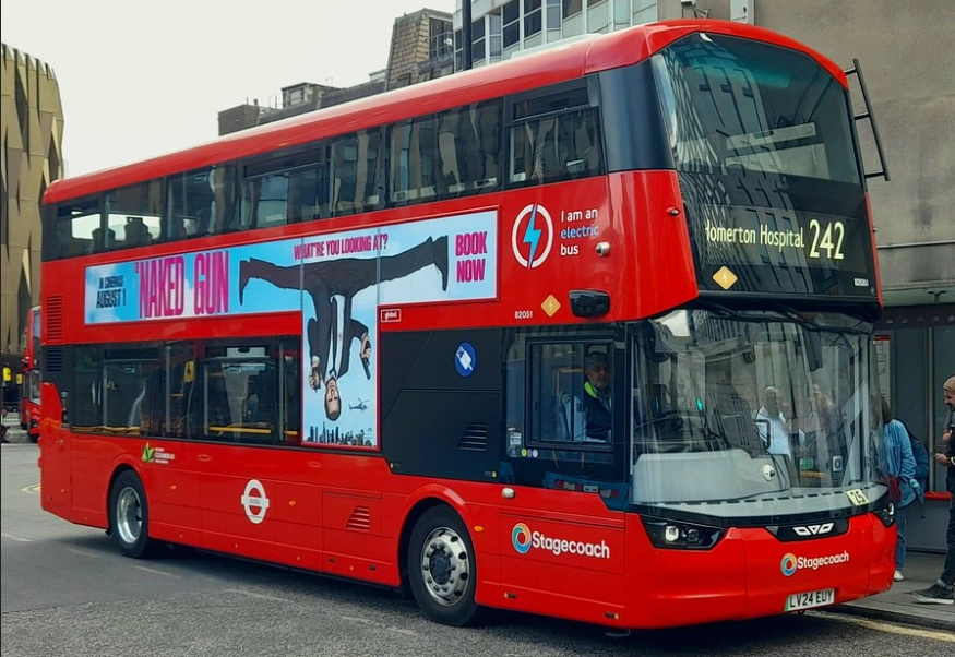 London Buses route 242 (1998-present) | Bus Routes in London Wiki | Fandom