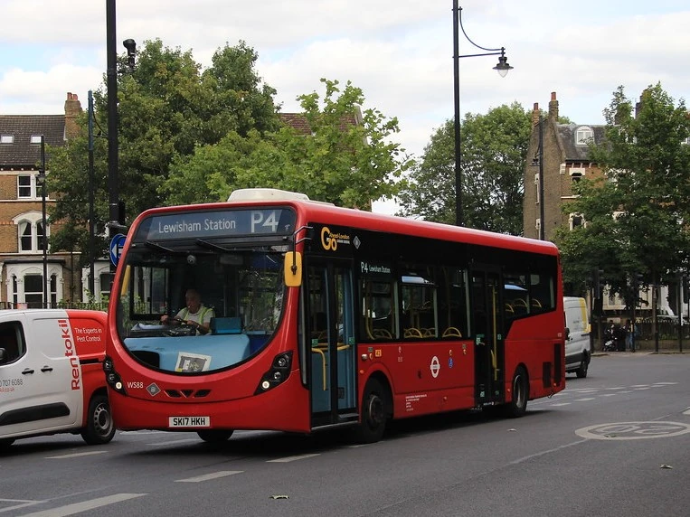 London Buses route P4 | Bus Routes in London Wiki | Fandom