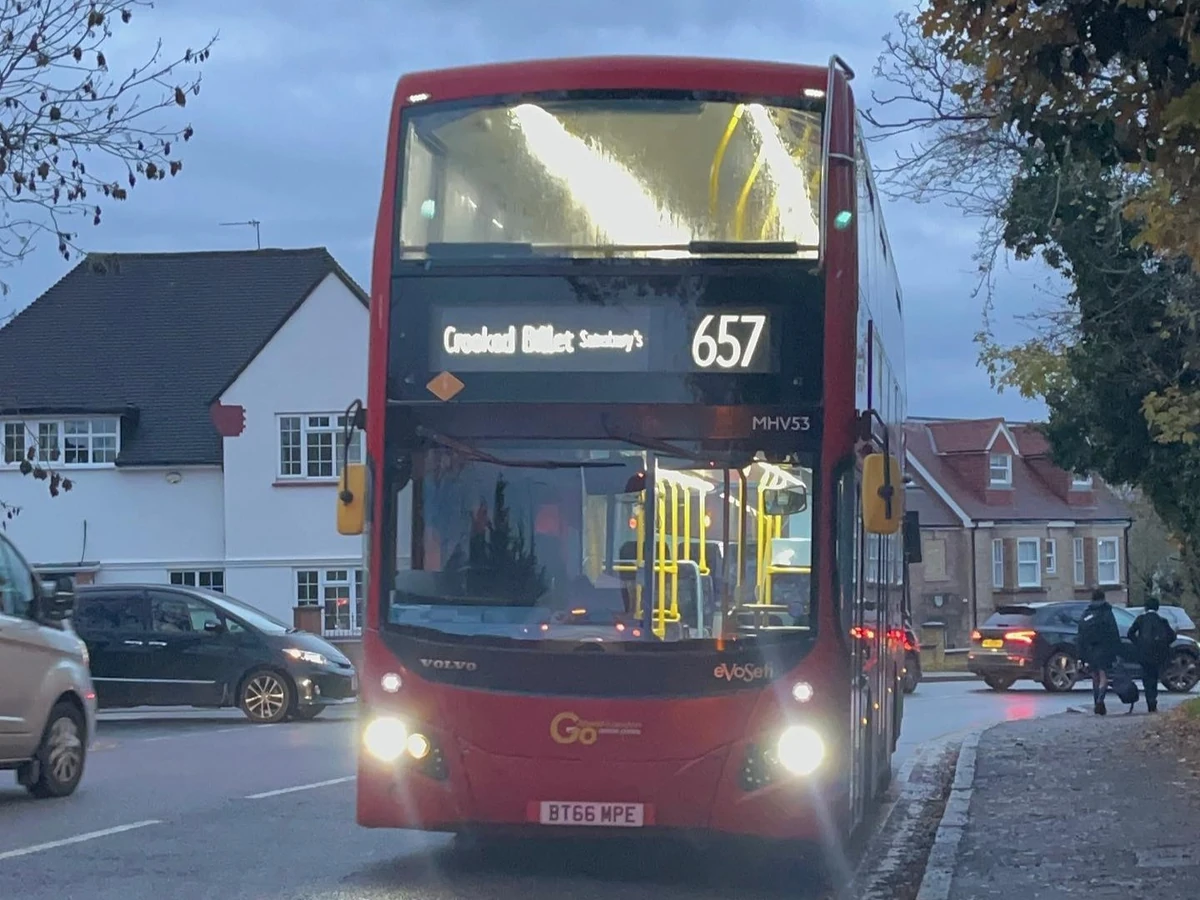 London Buses route 657 | Bus Routes in London Wiki | Fandom