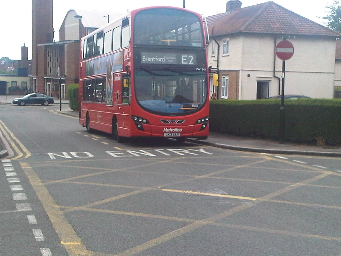 London Buses route E2 | Bus Routes in London Wiki | Fandom