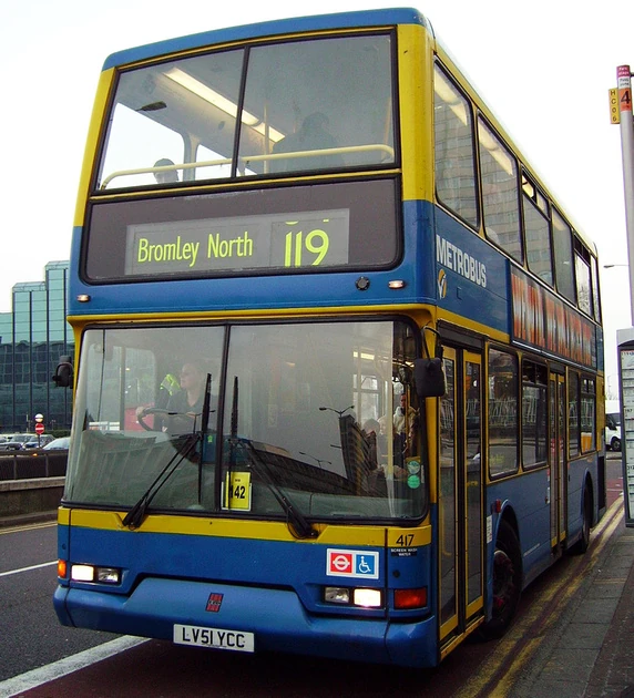 East Lancs Lolyne | Bus Routes in London Wiki | Fandom