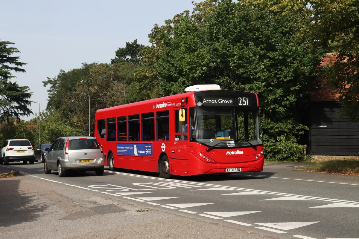 London Buses Route 251 | Bus Routes in London Wiki | Fandom