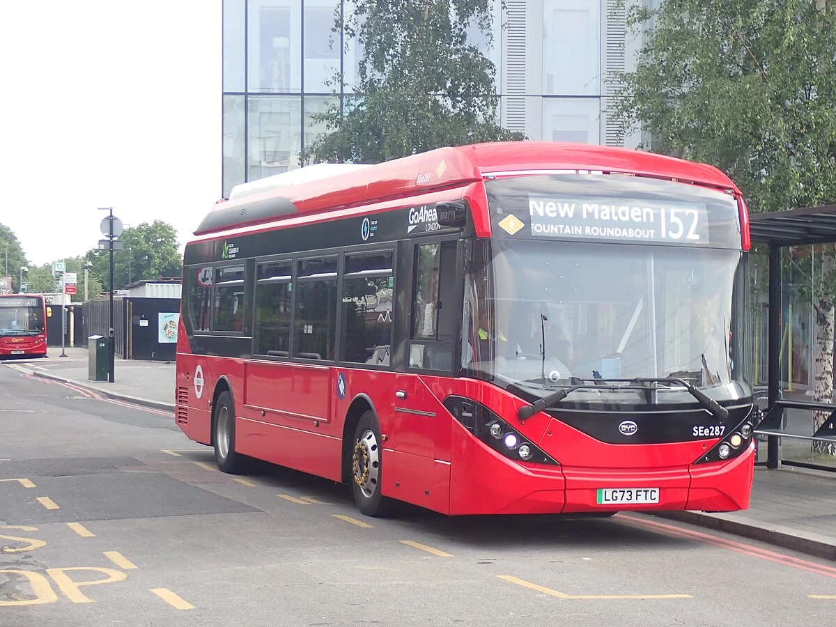 Colliers Wood | Bus Routes in London Wiki | Fandom