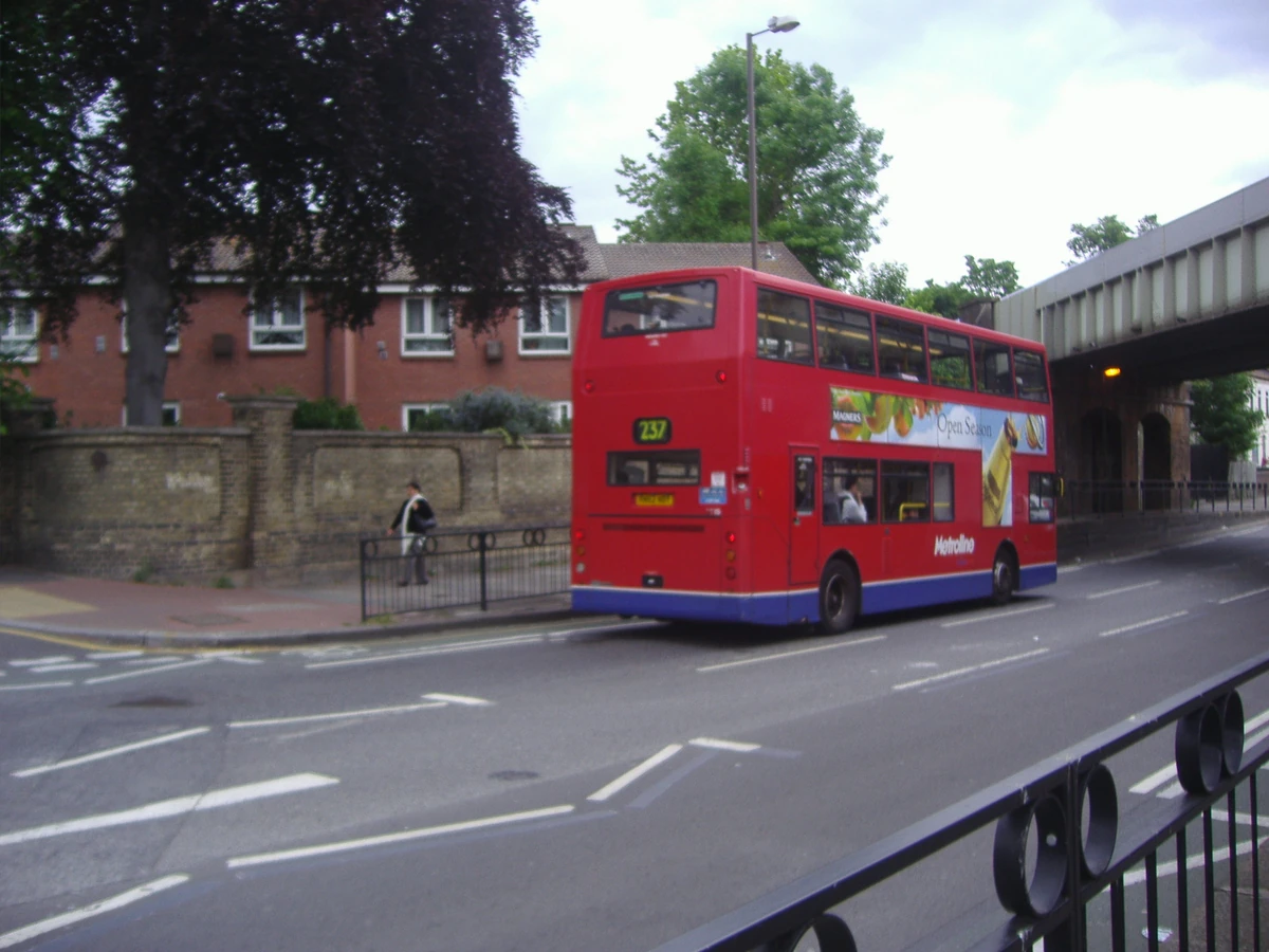 Isleworth | Bus Routes in London Wiki | Fandom