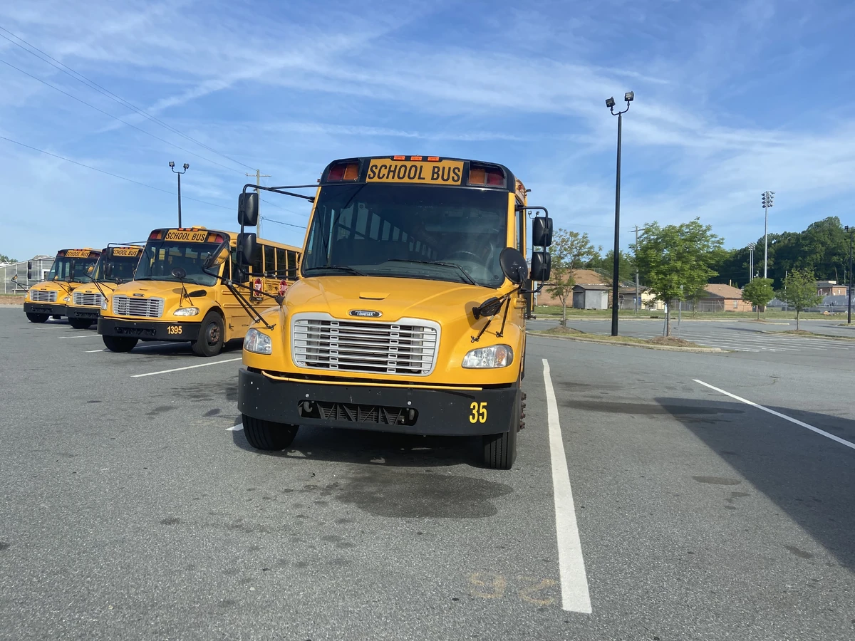 Bus 35 | Buses of Guilford County, NC Wiki | Fandom