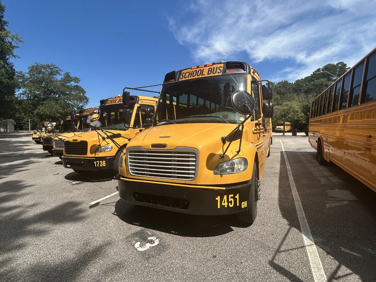 Bus 1451 | Buses of Wake County, NC Wiki | Fandom