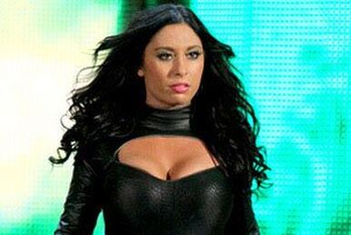 Wwe Diva Maxine Fox