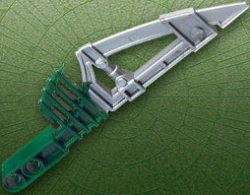 Fang Blades | The C.I.R.C.L.E. Wiki | Fandom