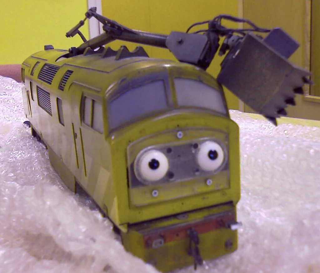 It's a shame that Diesel 10 is not wearing a facemask in this picture ...