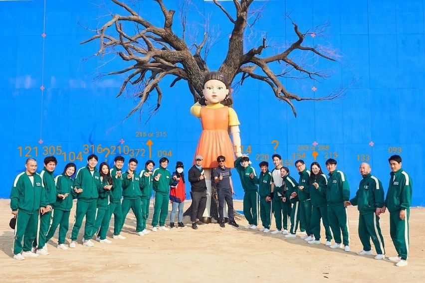 Female player who was shot along with Player 307 | Fandom