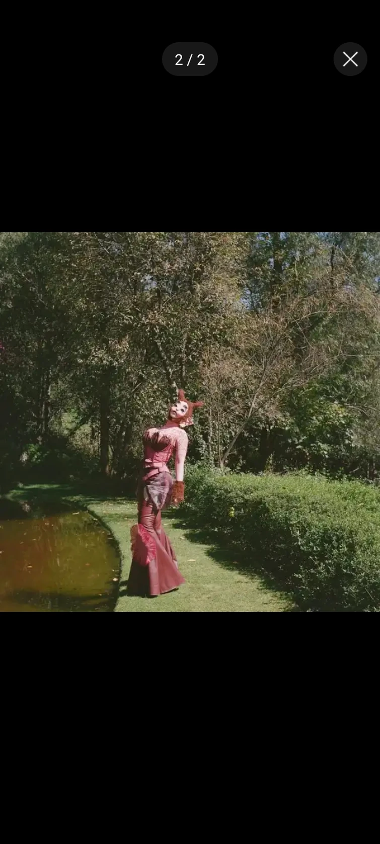 HELLO! Is this gonna be a mv or just a photoshoot for leeches? Share ...