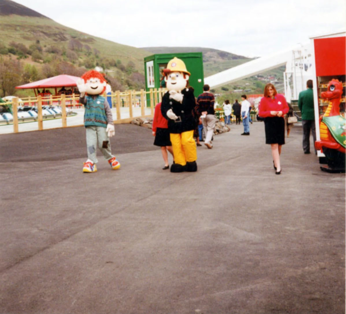 Who here wishies we could find more on the 1992 Fireman Sam exhibition ...