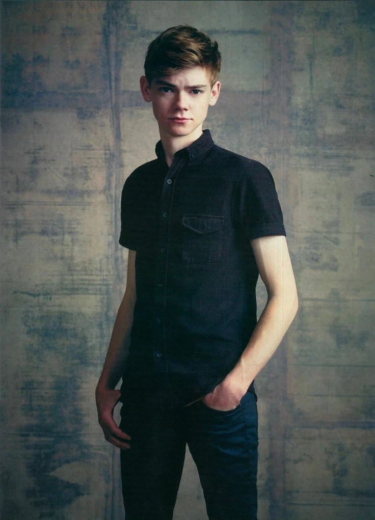 CUMPLEAÑOS DE THOMAS BRODIE-SANGSTER | Fandom